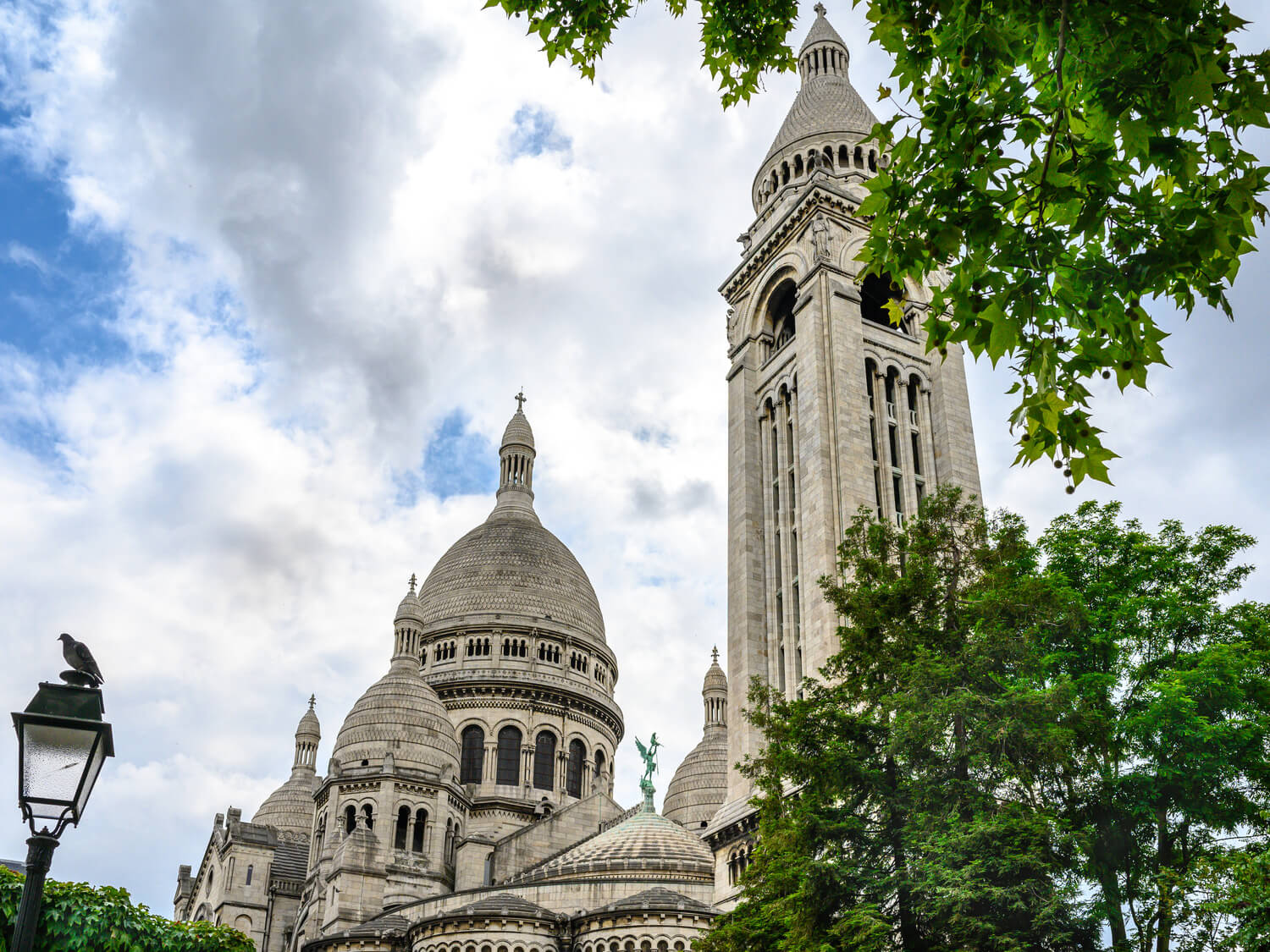 11 Best Things To Do In Montmartre: The Complete Guide